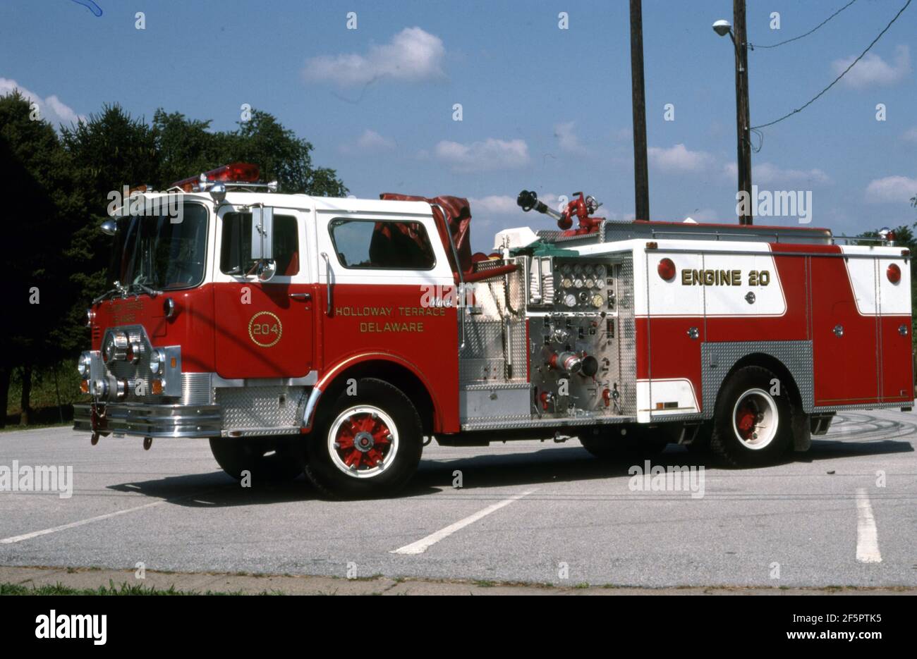 USA US-Fire Truck MACK CF Model Pumper Stock Photo - Alamy