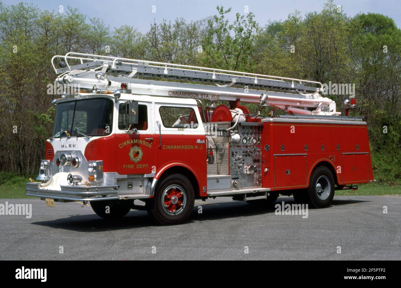 Swift mack cf model 50 foot telesqurt hi-res stock photography and ...