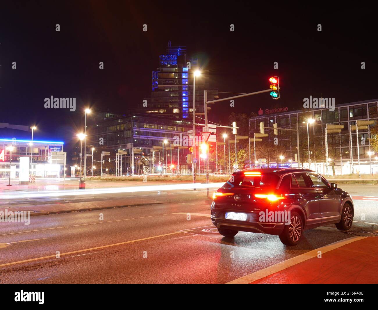 Nightlive hi-res stock photography and images - Alamy