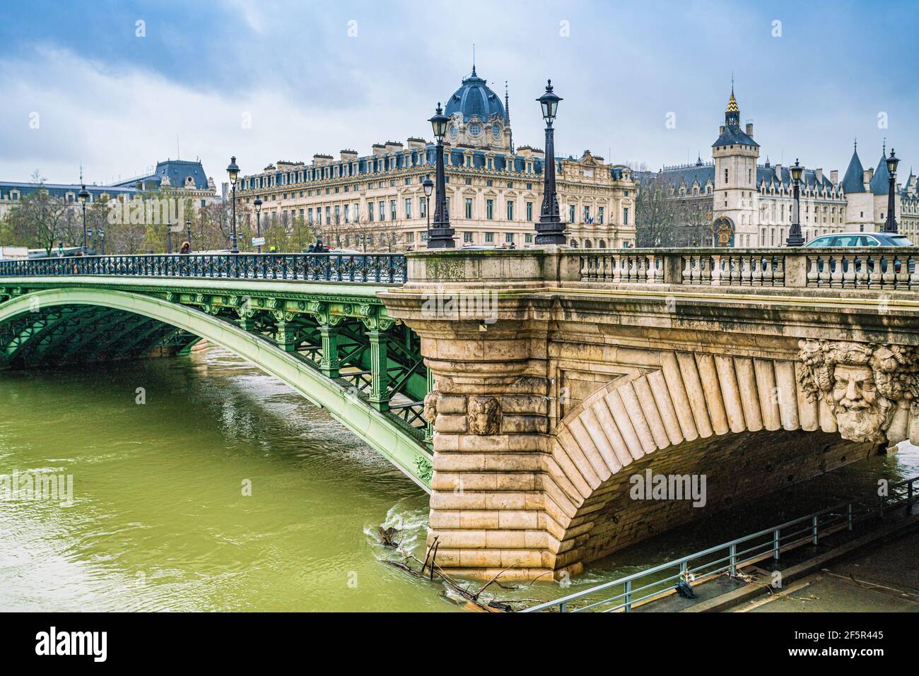 Street view in the historical centre of Paris, France Stock Photo - Alamy