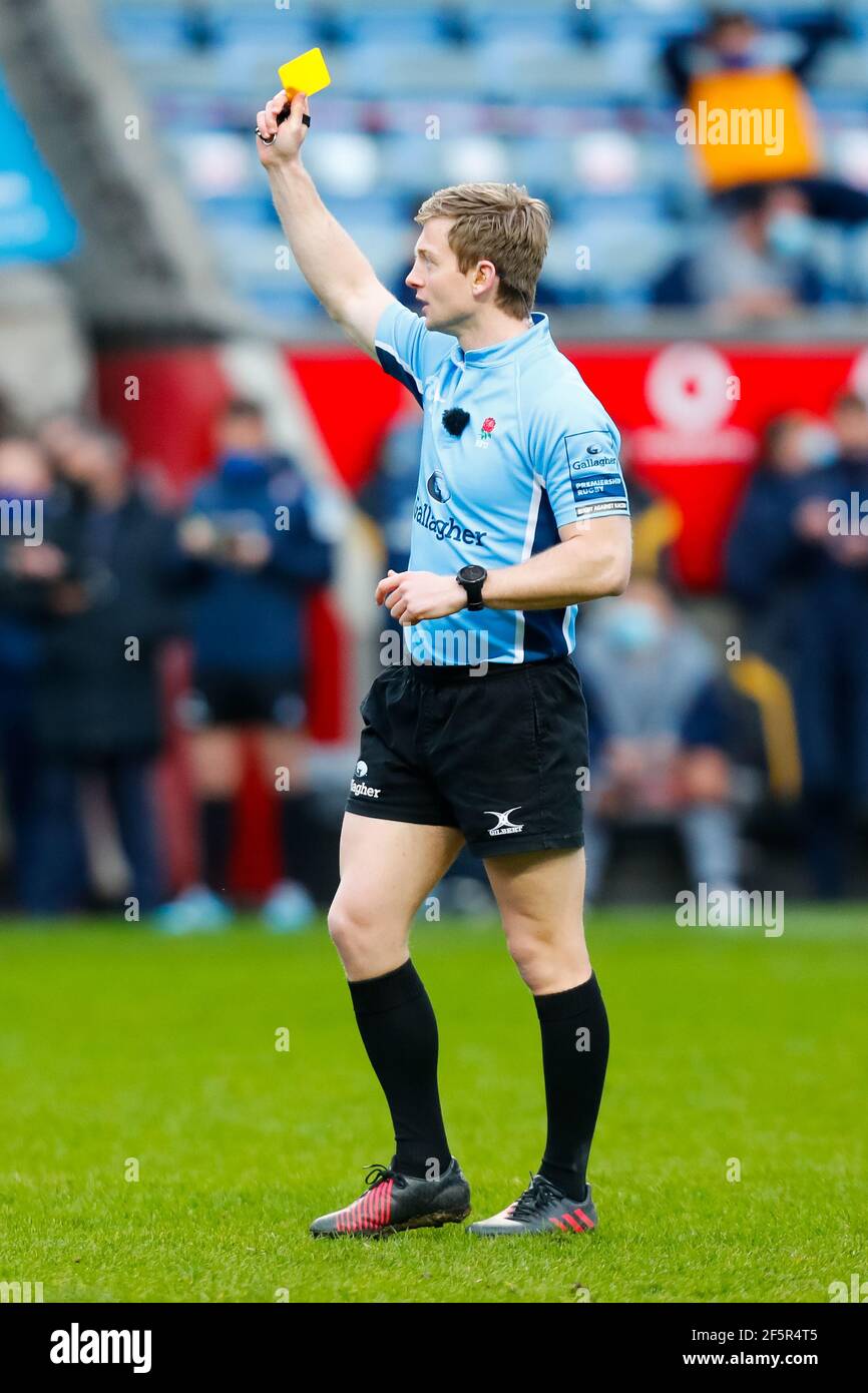 Referee christophe ridley hi-res stock photography and images - Alamy