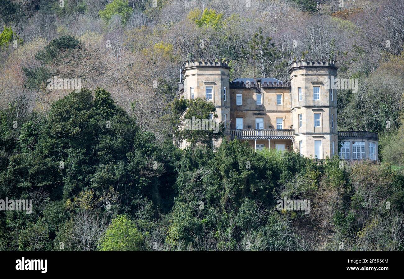 ancient palace on the mountain Stock Photo - Alamy