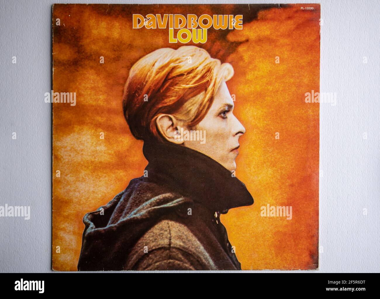 David bowie album covers hi-res stock photography and images - Alamy