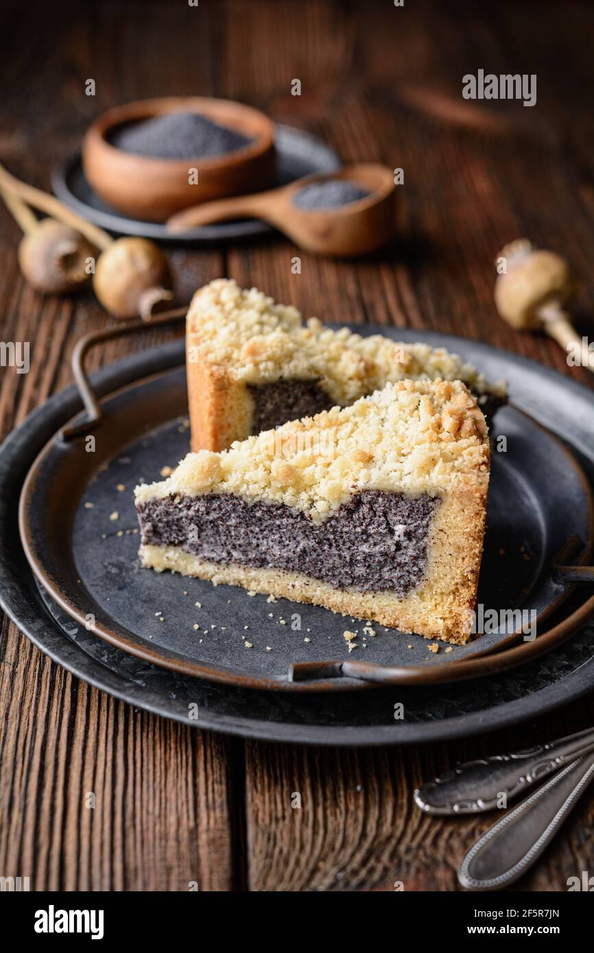 Mohnkuchen, German poppy seed cake topped with crunchy streusel on ...