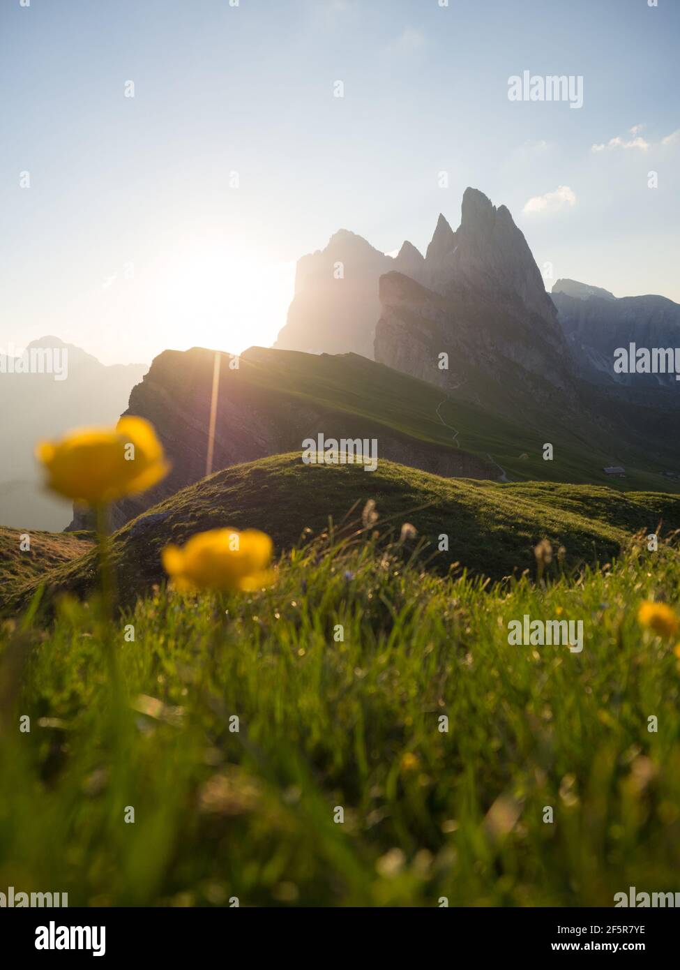 Seceda bei sonnenaufgang hi-res stock photography and images - Alamy