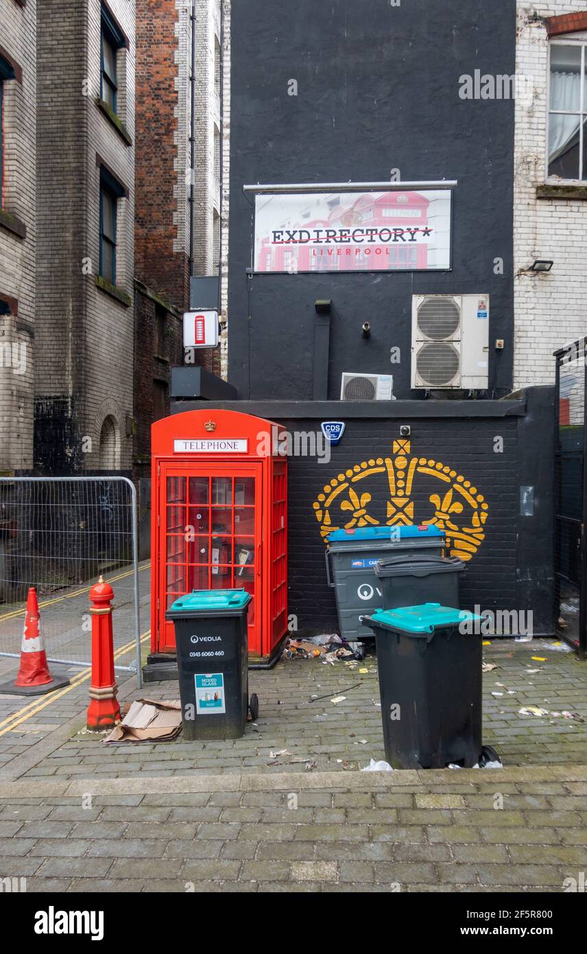 Liverpool city centre pubs hi-res stock photography and images - Alamy