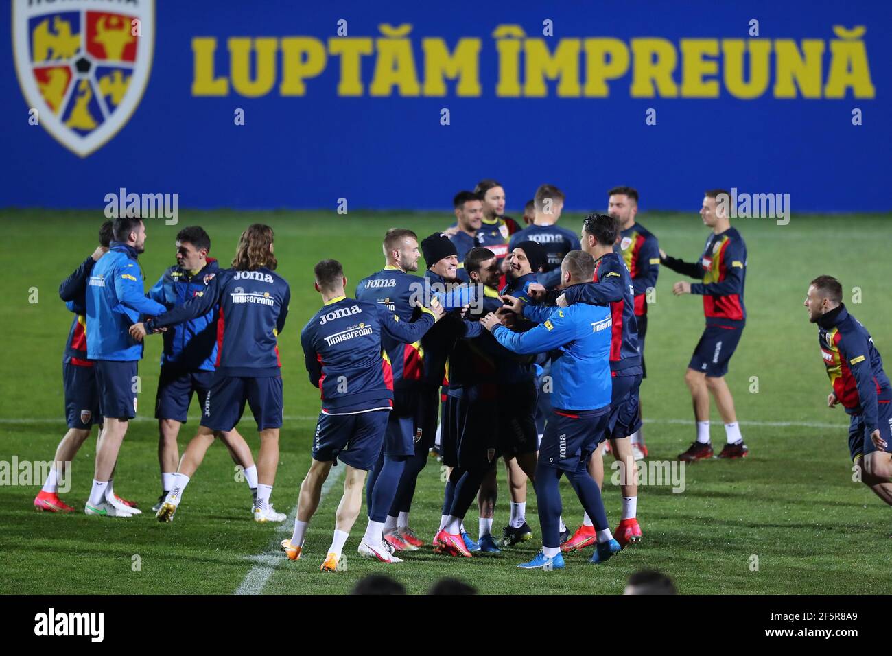 Romanian football team hi-res stock photography and images - Alamy