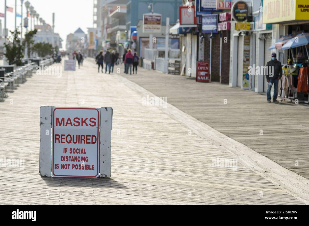 Masks Required warning sign during the COVID-19 Pandemic in the off ...
