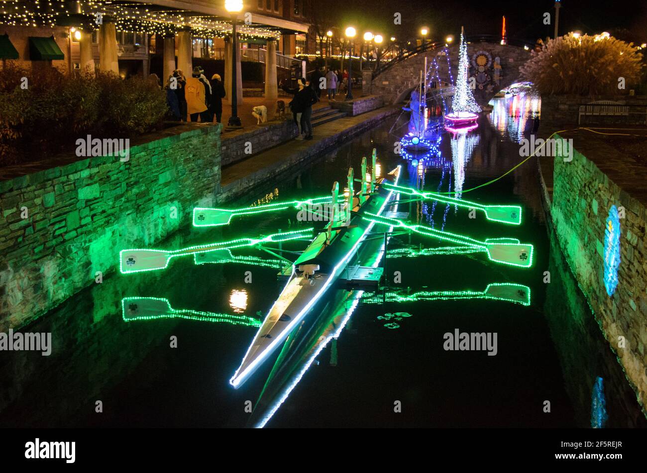 Lights parade hi-res stock photography and images - Alamy