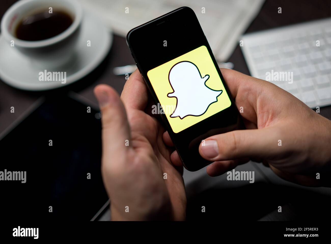 Phone snapchat logo on screen hi-res stock photography and images - Alamy