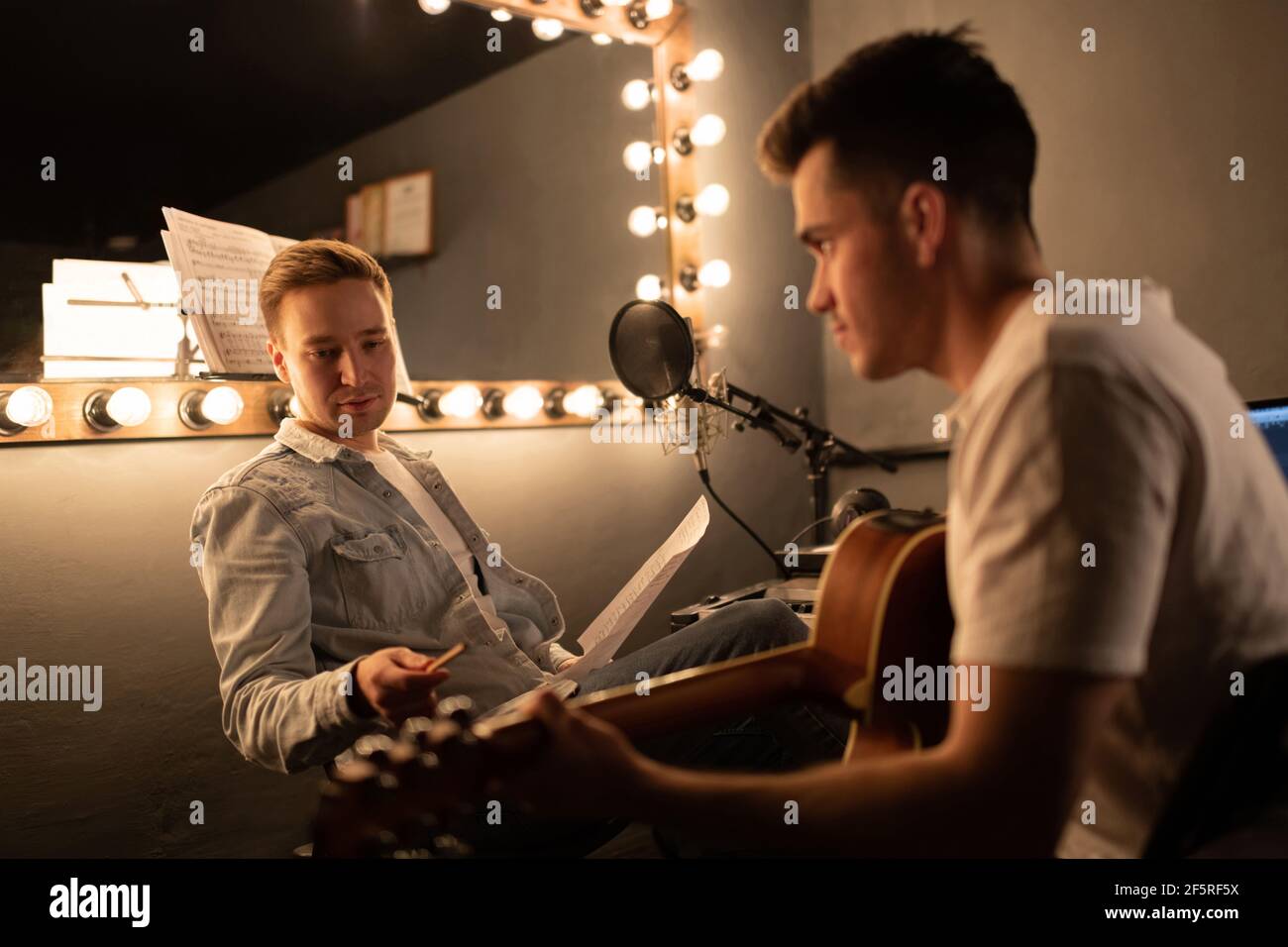 Rhythm composer hi-res stock photography and images - Alamy