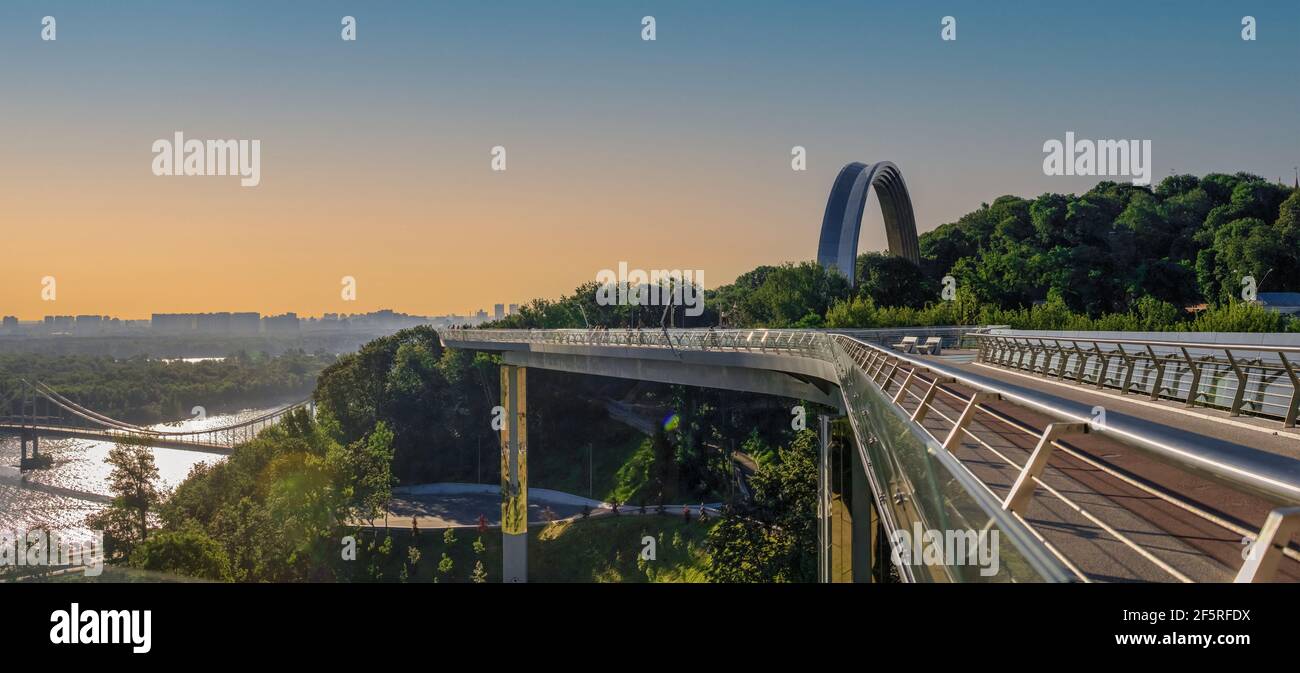 Pedestrian glass bridge in Kyiv, Ukraine Stock Photo - Alamy