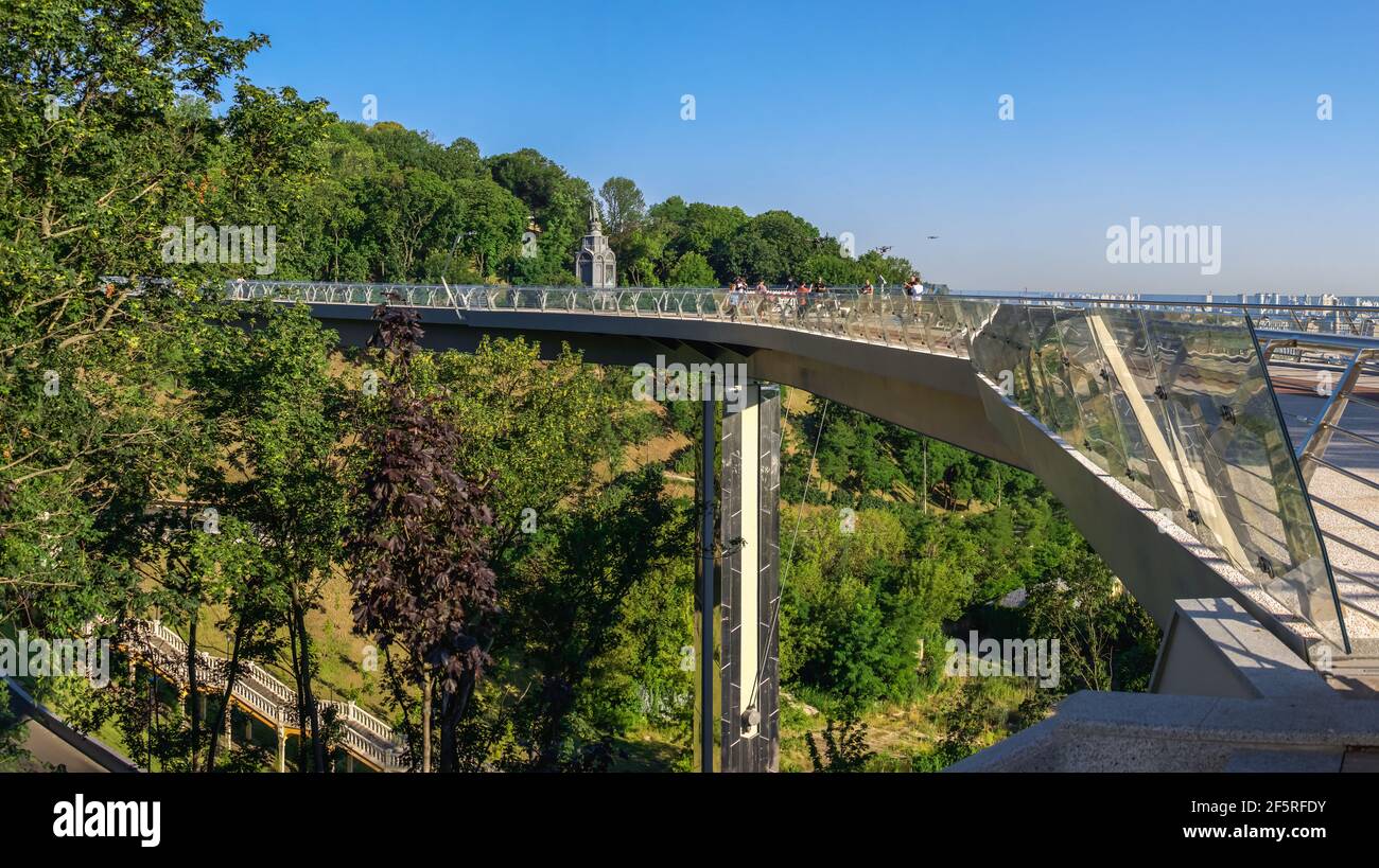Pedestrian glass bridge in Kyiv, Ukraine Stock Photo - Alamy