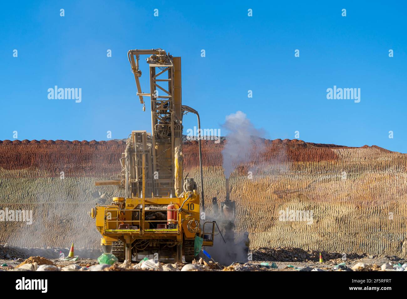 Gold mining drilling hi-res stock photography and images - Alamy