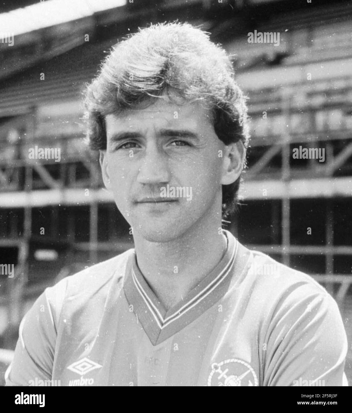 PORTSMOUTH FC, POMPEY, RICHARD MONEY PIC MIKE WALKER Stock Photo - Alamy