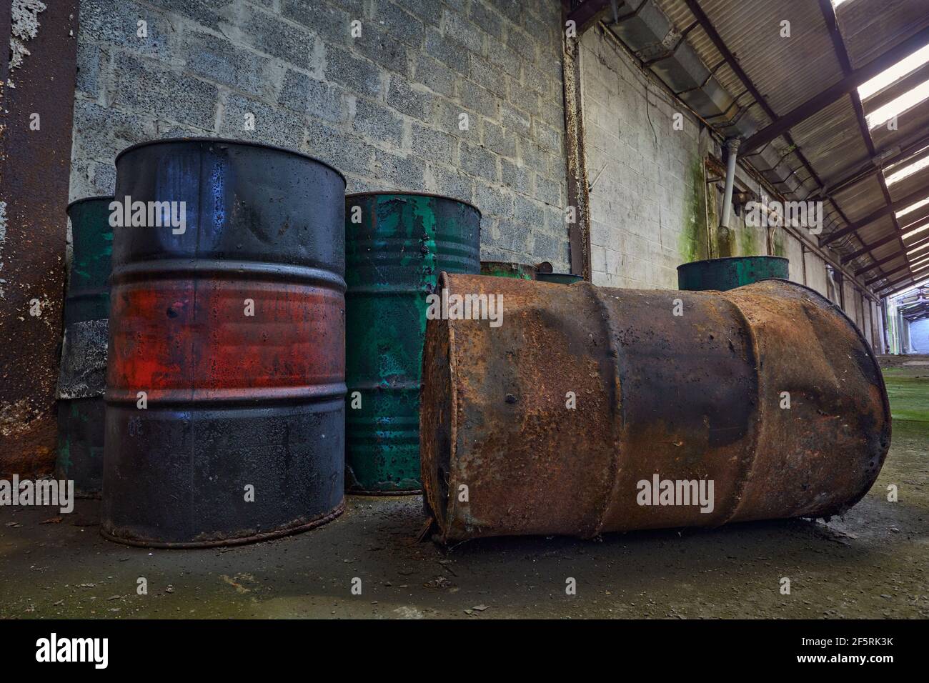 Rusty oil drum hi-res stock photography and images - Alamy