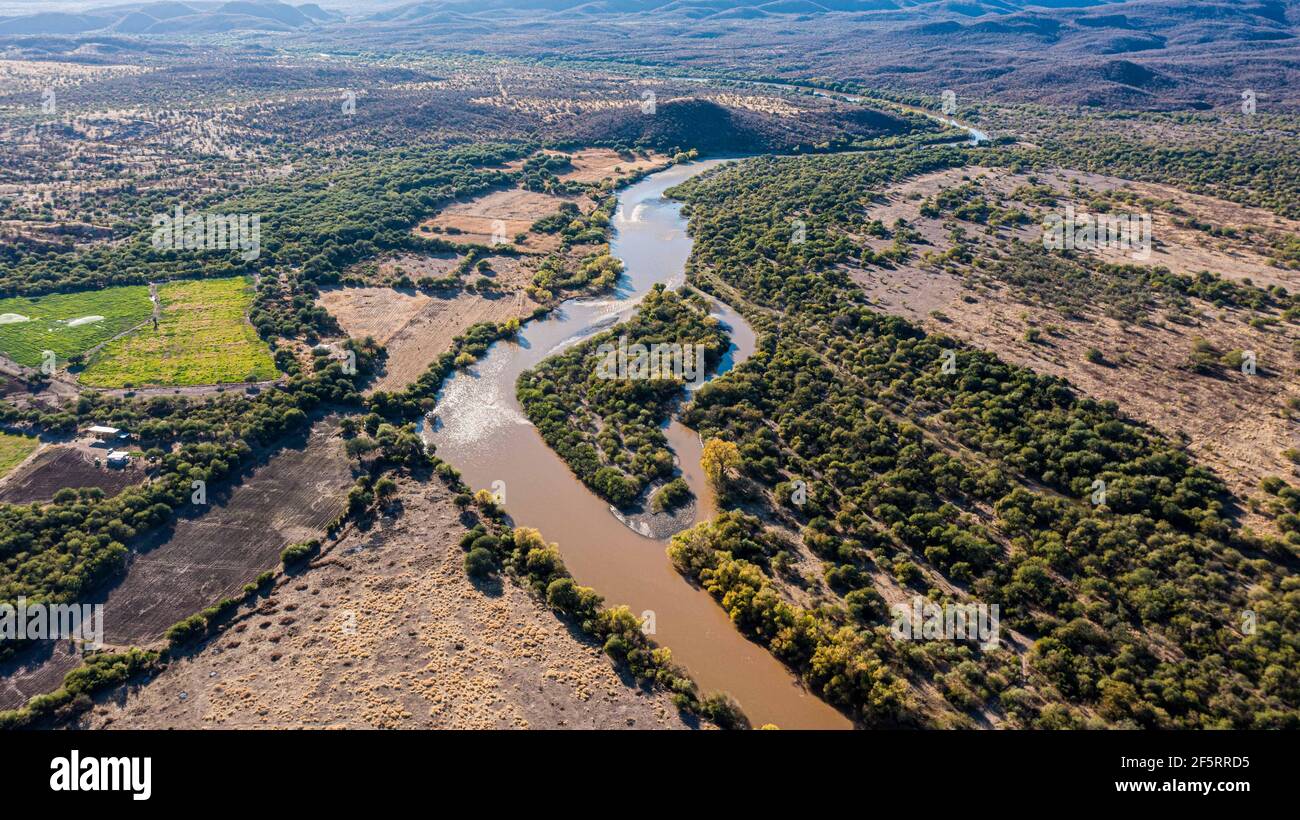 Intermontane hi-res stock photography and images - Alamy