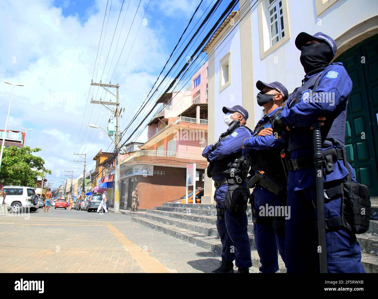 salvador, bahia, brazil - february 4, 2021: agents of the Municipal ...