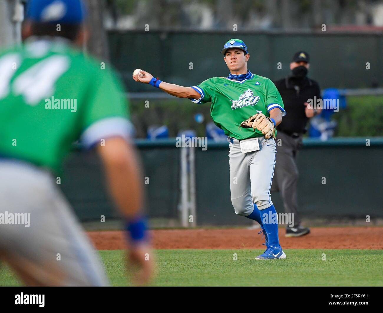 Deland, FL, USA. 27th Mar, 2021. FGCU infielder Alejandro Rodriguez (7 ...