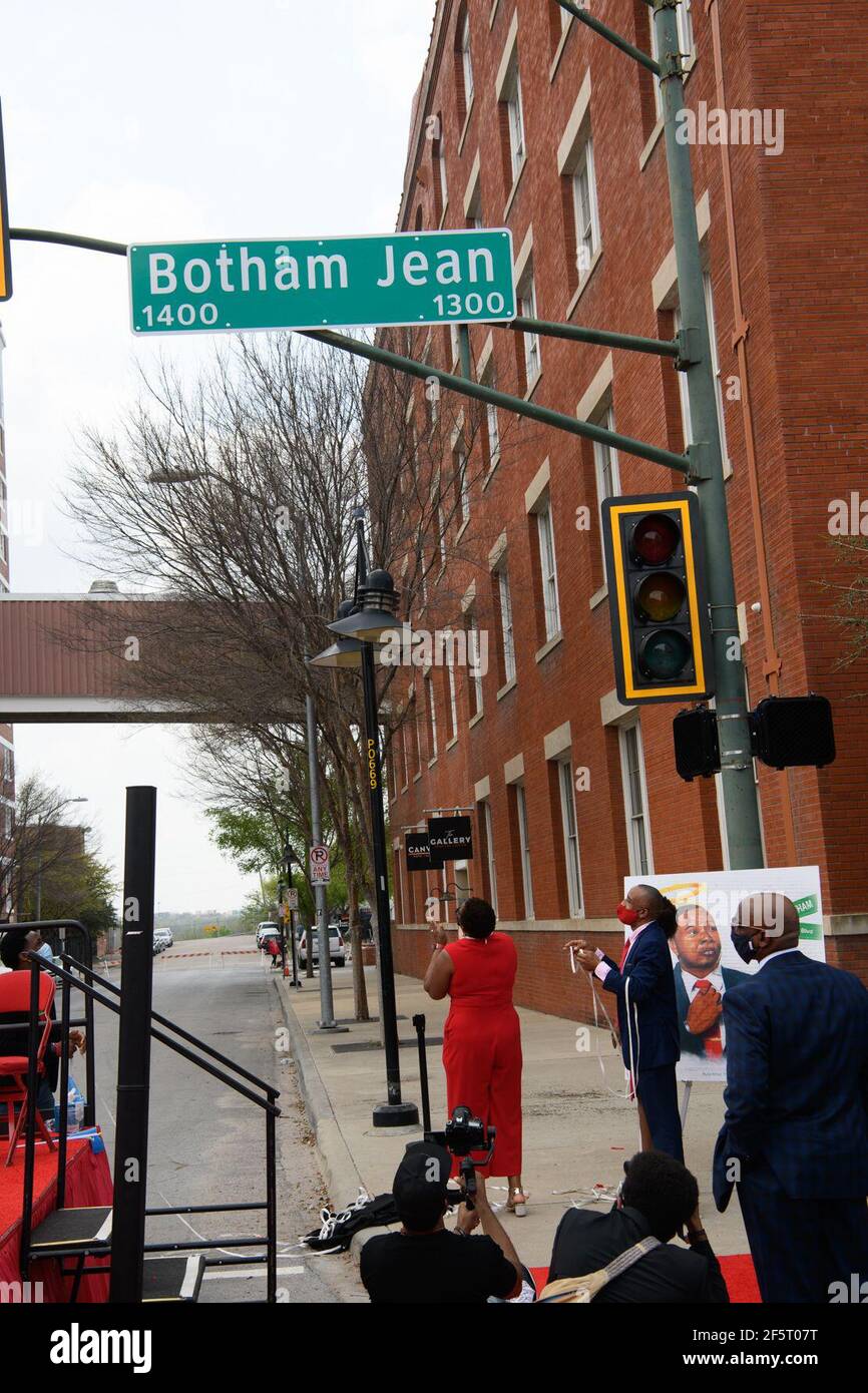Dallas, TX, USA. 27th Mar, 2021. Allison Jean and Bertrum Jean, Botham ...
