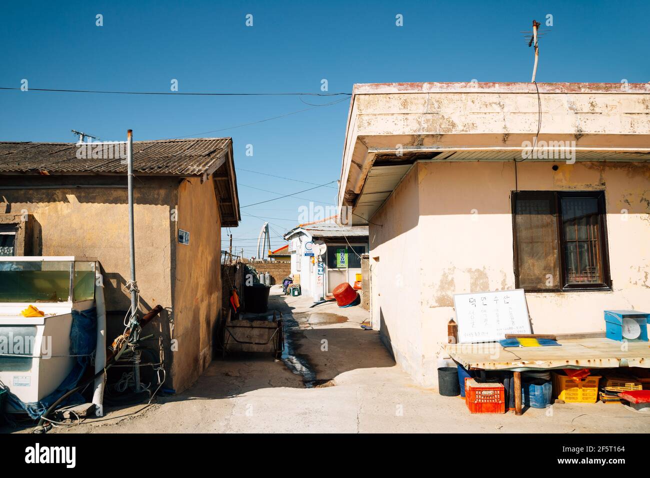 Gunsan, Korea - March 24, 2021 : Gogunsan Islands Munyeodo seaside ...