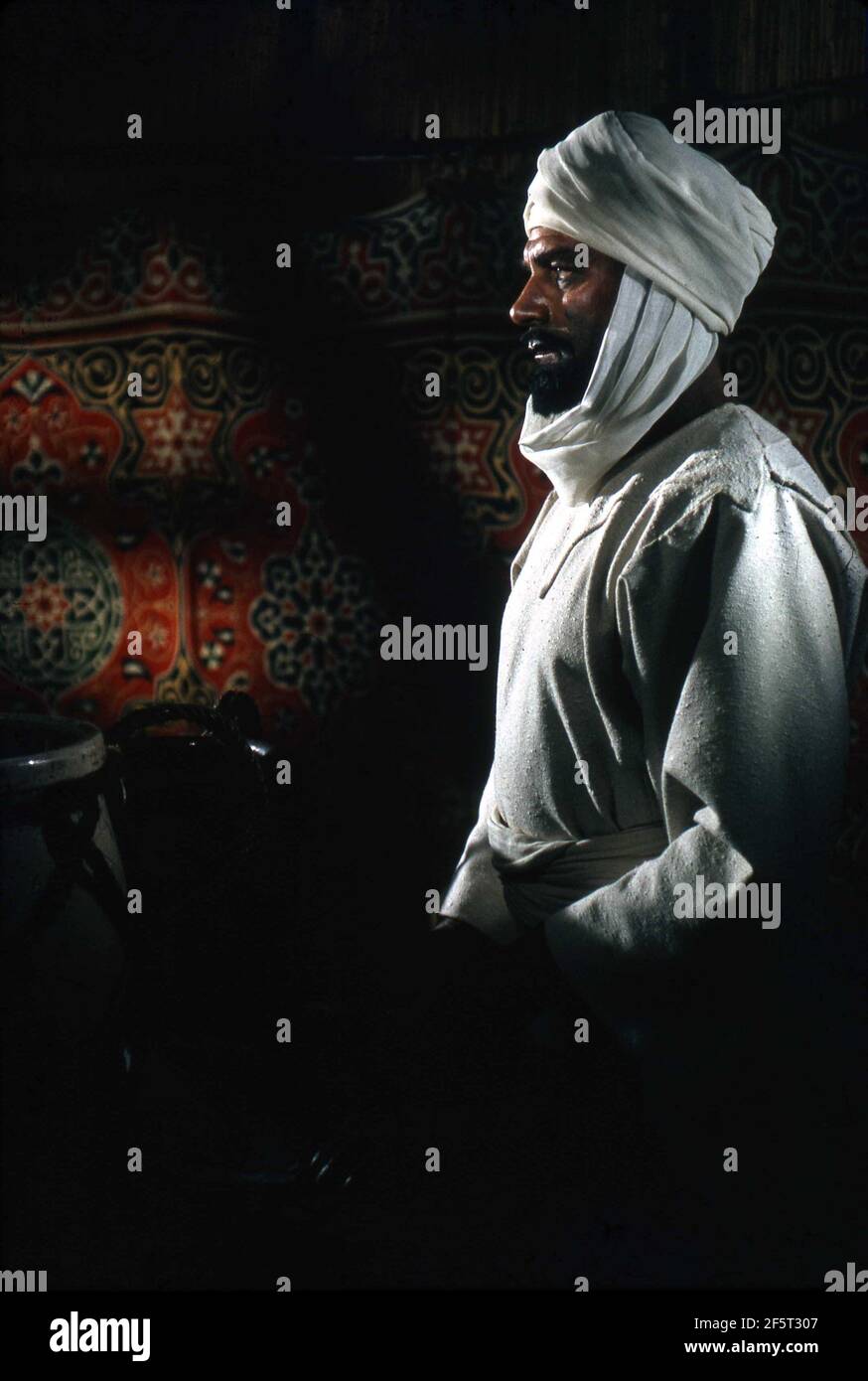 LAURENCE OLIVIER Colour Portrait as The Mahdi in KHARTOUM 1966 director ...