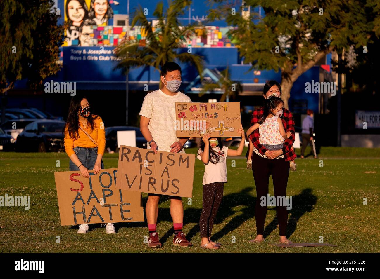 Classism hi-res stock photography and images - Alamy