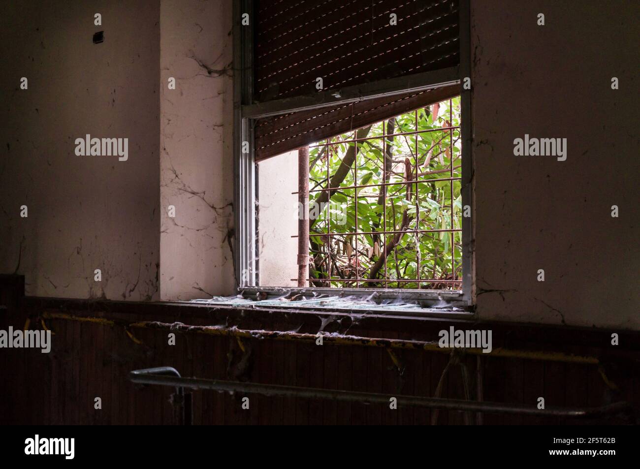 Urbex in an abandoned psychiatric hospital in Italy Stock Photo - Alamy