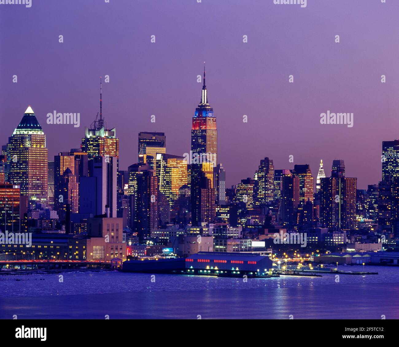 2004 HISTORICAL MIDTOWN SKYLINE HUDSON RIVER MANHATTAN NEW YORK CITY ...