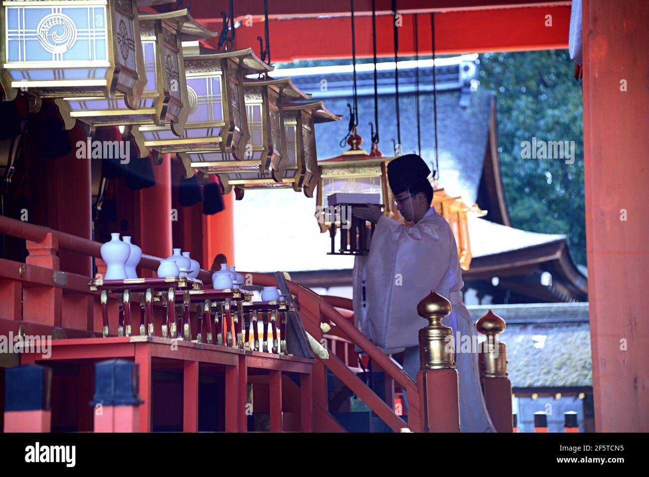 Fushimi Inari Taisha is the main shrine dedicated to kami Inari, The ...