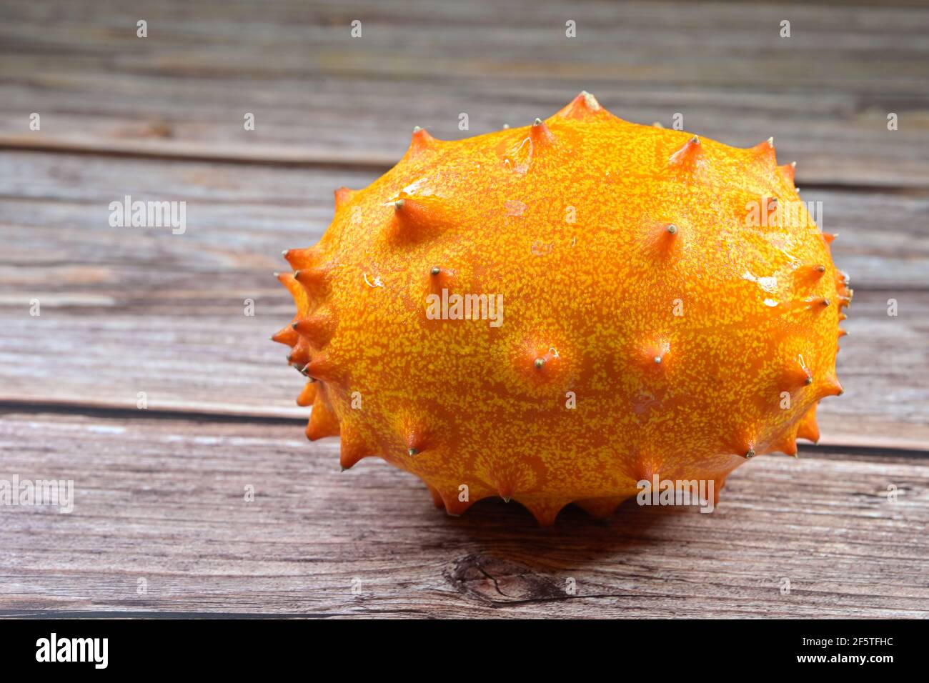 Kiwano plant hi-res stock photography and images - Alamy