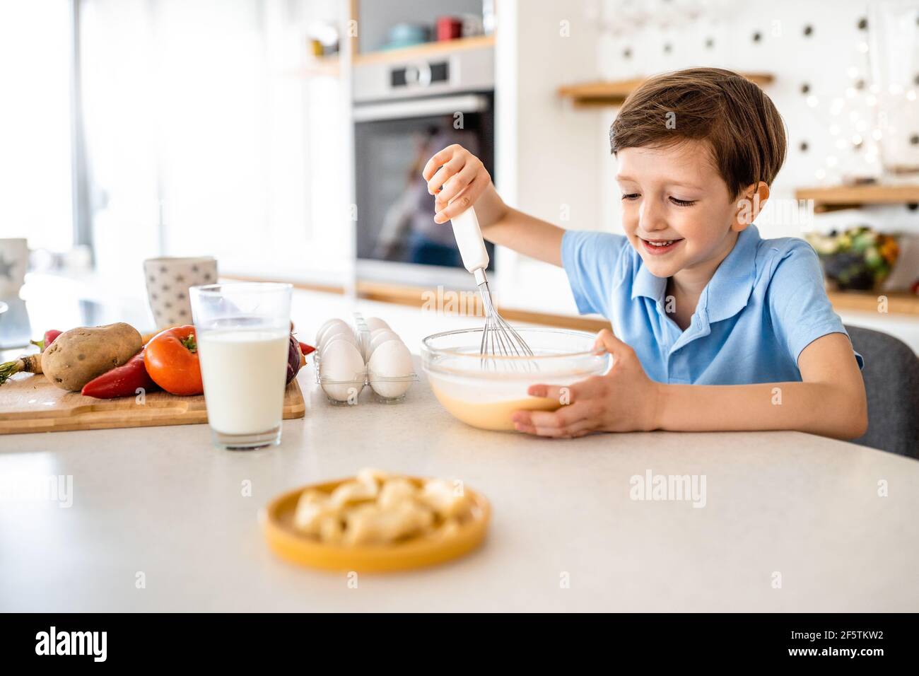 Kid breakfast hi-res stock photography and images - Alamy