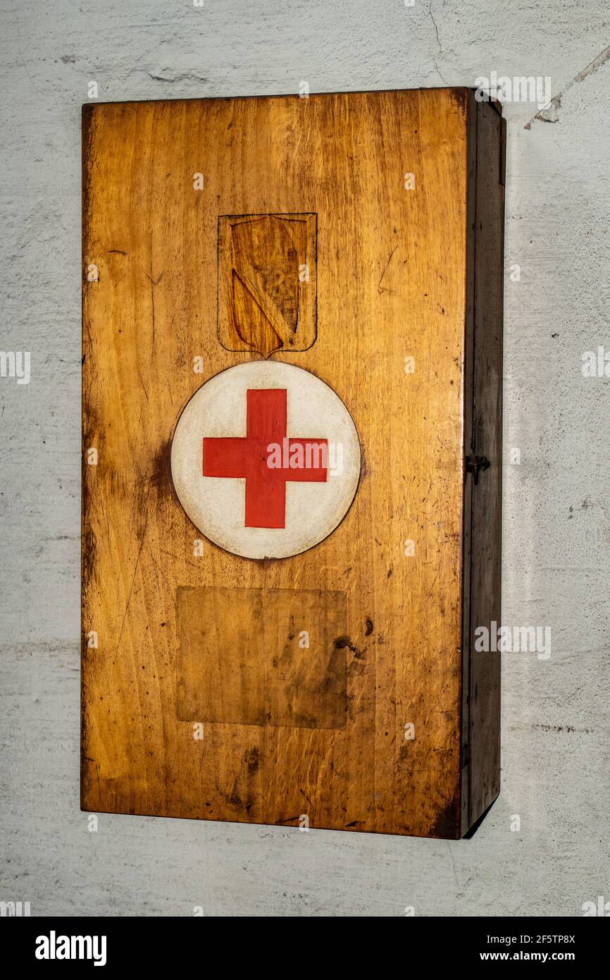 Old wooden first aid hi-res stock photography and images - Alamy