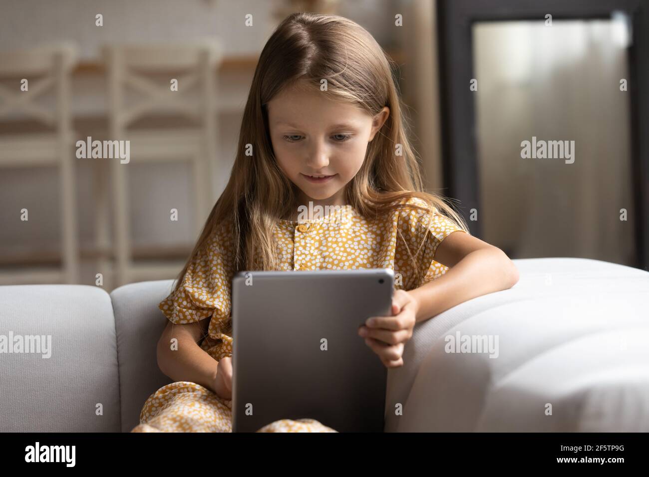 Smart small hi-res stock photography and images - Alamy