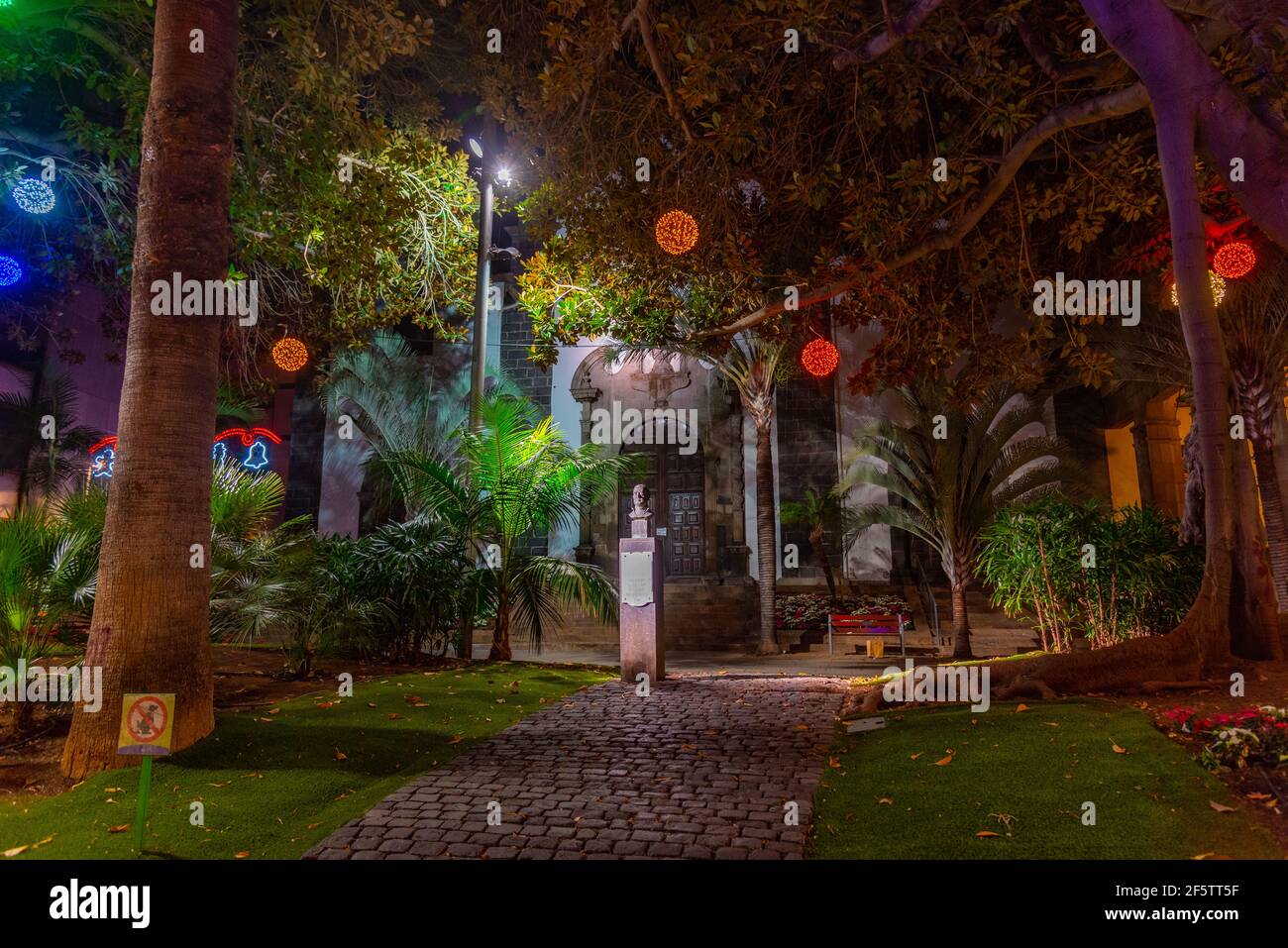 Statue of Jose Murphy at Santa Cruz de Tenerife, Spain Stock Photo - Alamy