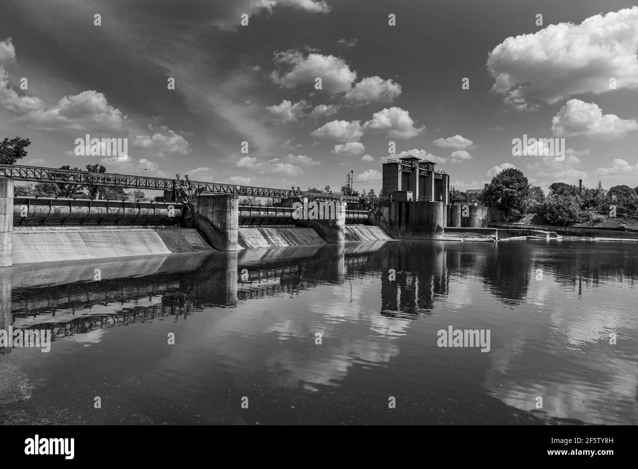Old dam wall Black and White Stock Photos & Images - Alamy