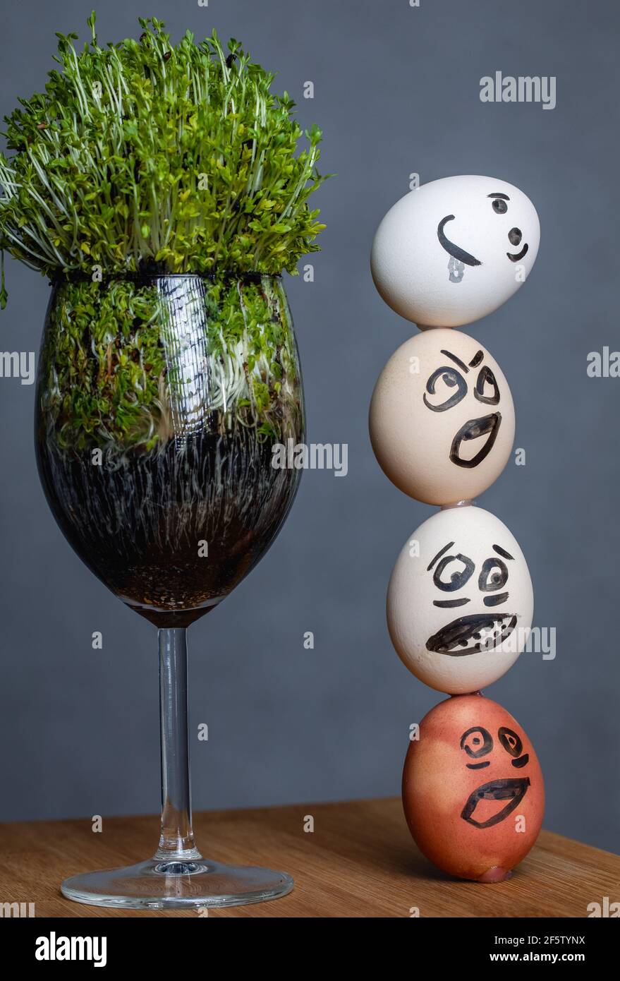 Pyramid of eggs, scared faces drawings, crazy eggs with human ...