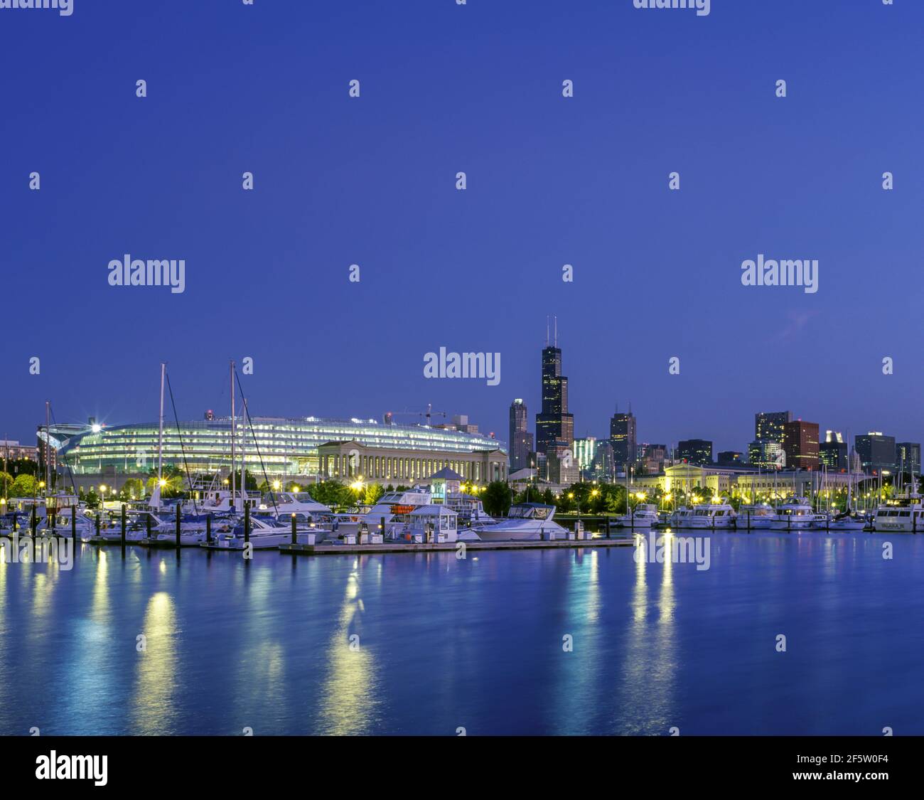 Soldier stadium and skyline hi-res stock photography and images - Alamy