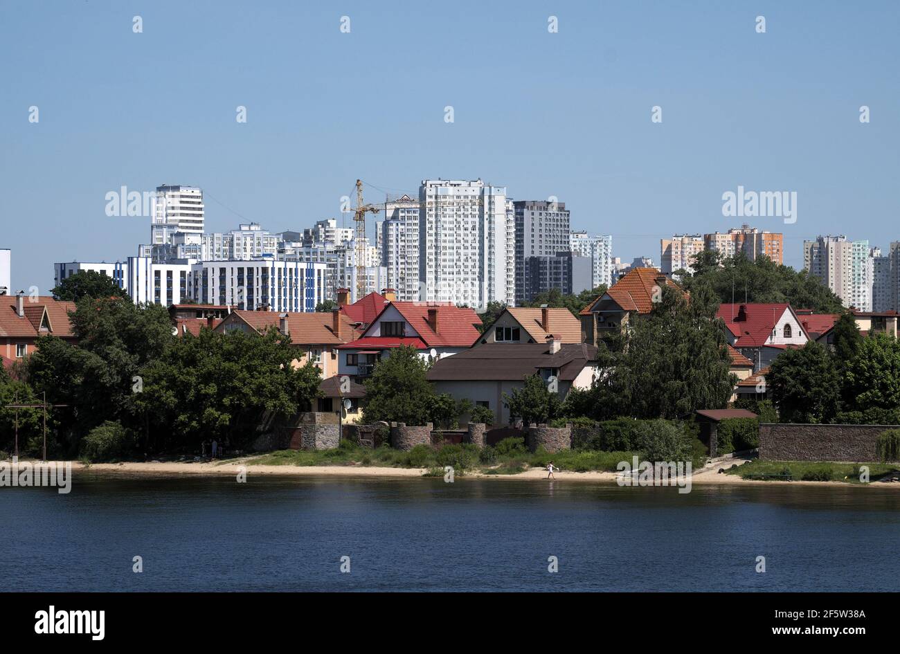 Modern tower blocks hi-res stock photography and images - Alamy