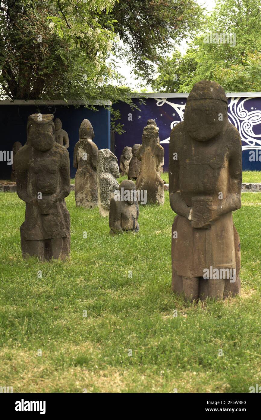 Historic idols hi-res stock photography and images - Alamy