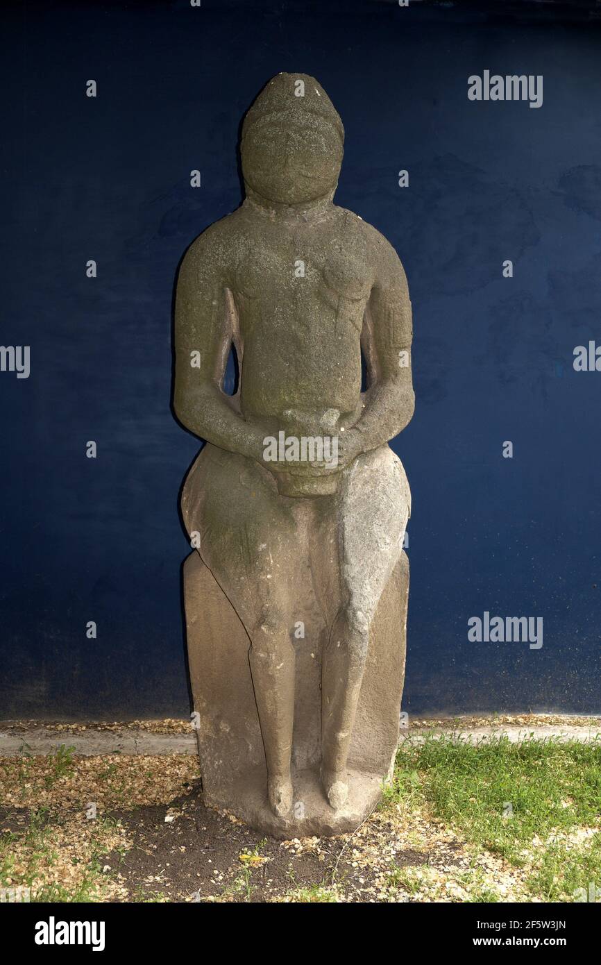 Seated stone idol (5th - 13th century BC), Historical Museum, Dnipro ...