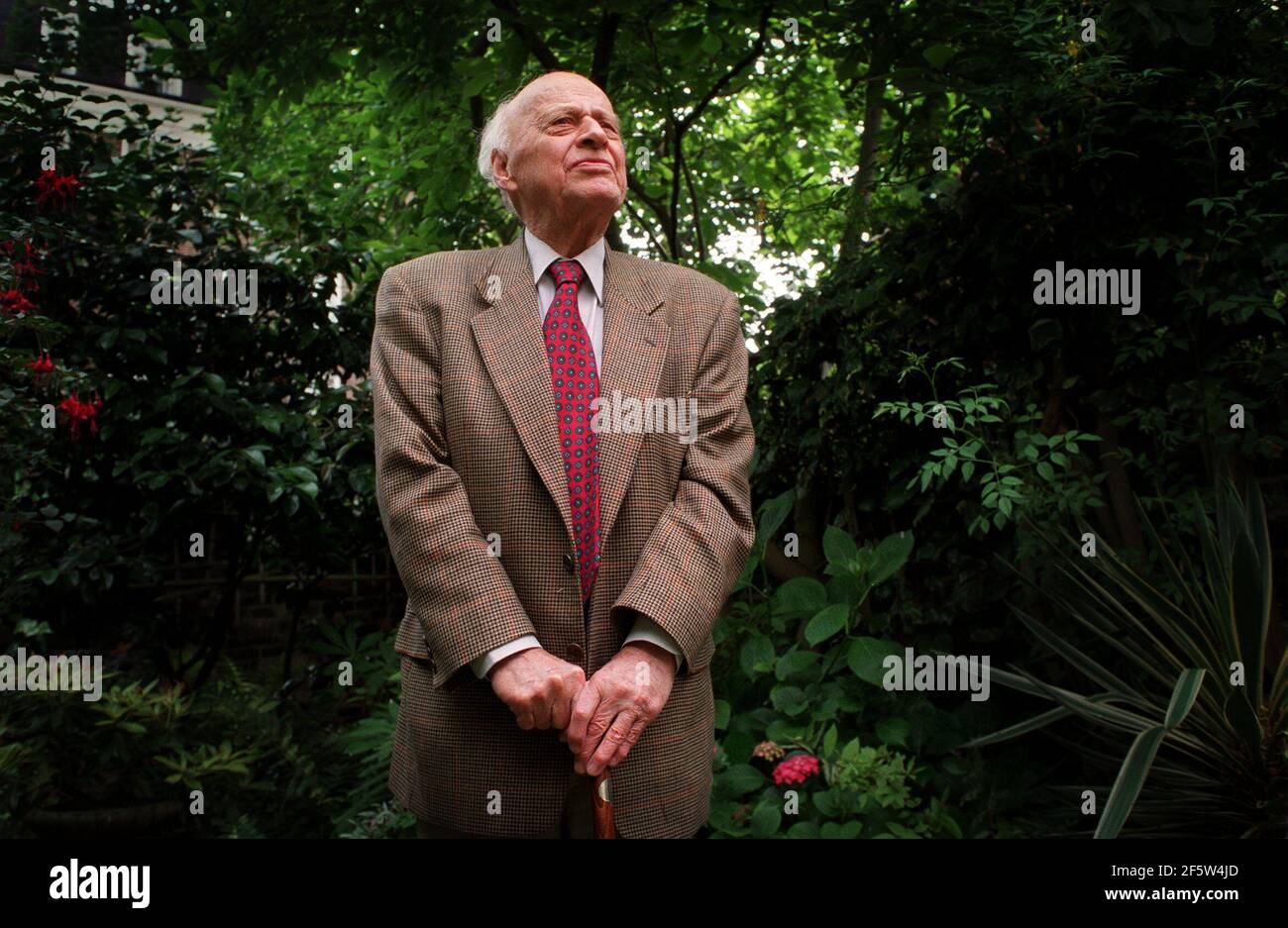 Chelsea garden hi-res stock photography and images - Alamy