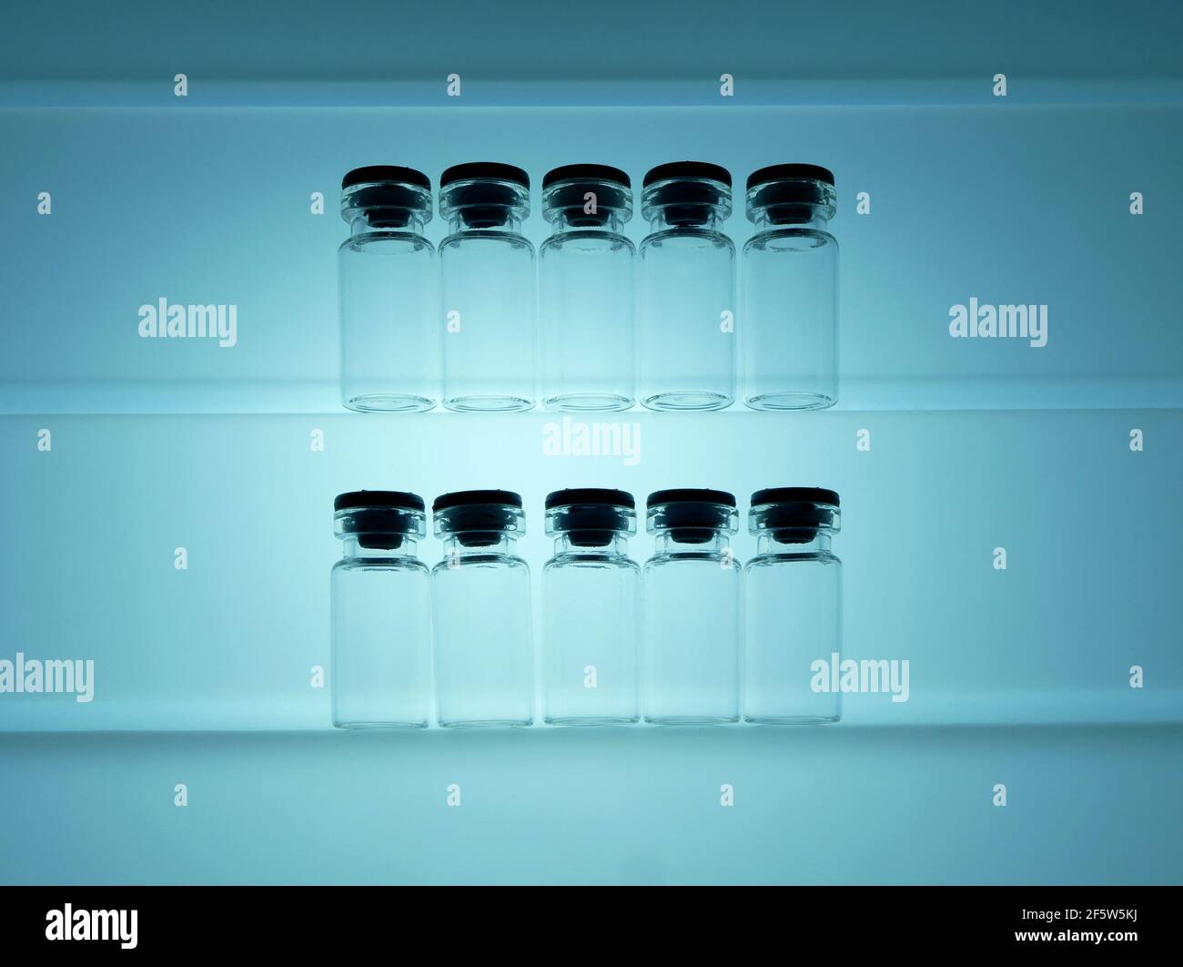 Potion vials hi-res stock photography and images - Alamy