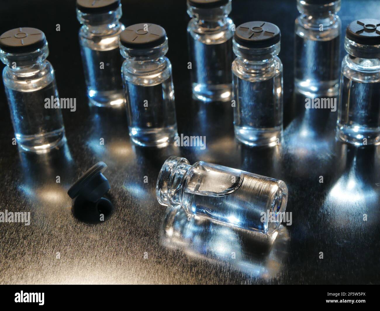 Vaccine glass bottle vials on hi-res stock photography and images - Alamy