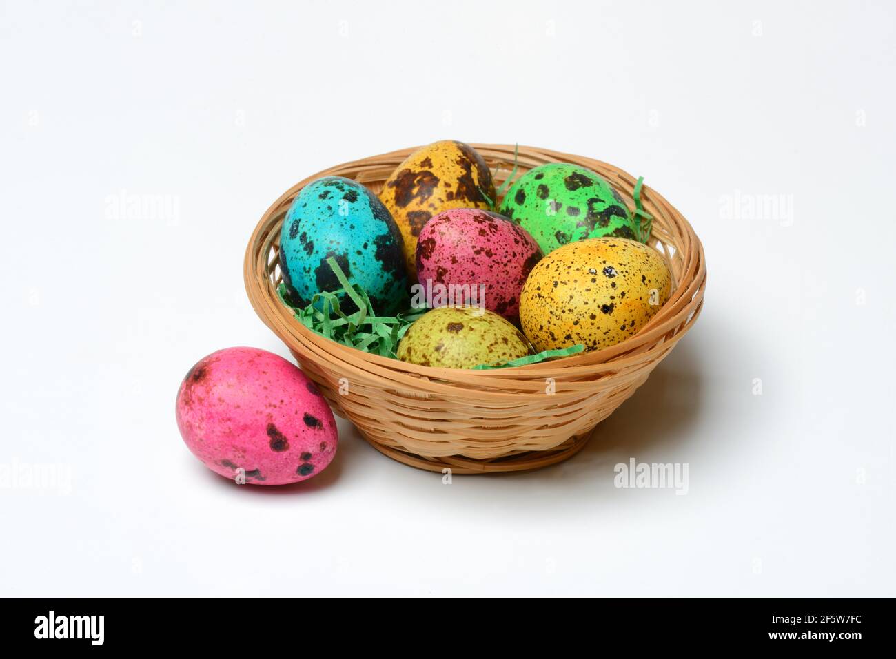 Easter food baskets hi-res stock photography and images - Alamy