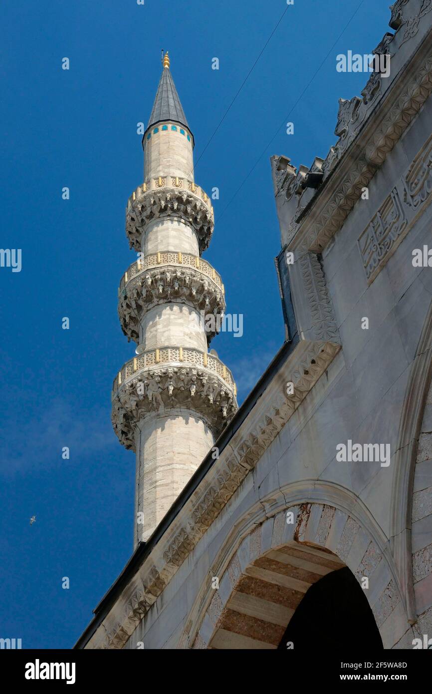 Yeni Cami, New Mosque, Minaret, Istanbul, Turkey Stock Photo - Alamy