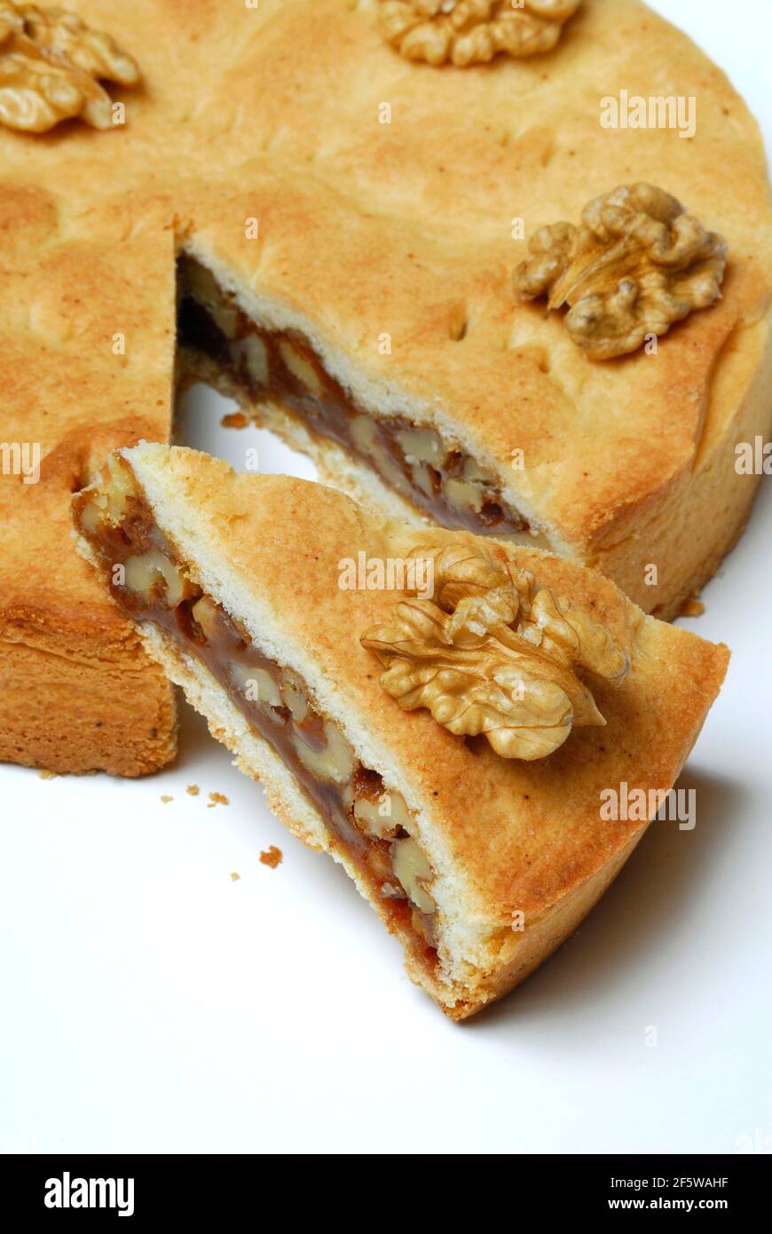Nut torte hi-res stock photography and images - Alamy