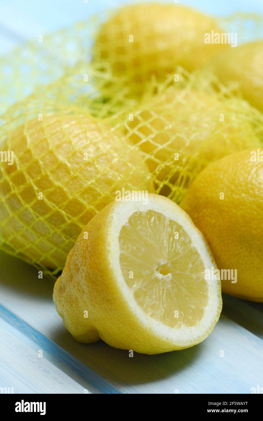 Citrus fruit and net hi-res stock photography and images - Alamy