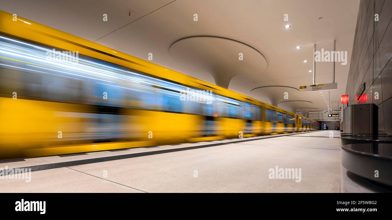 Moving subway train at Rotes Rathaus station, Berlin, Germany Stock ...