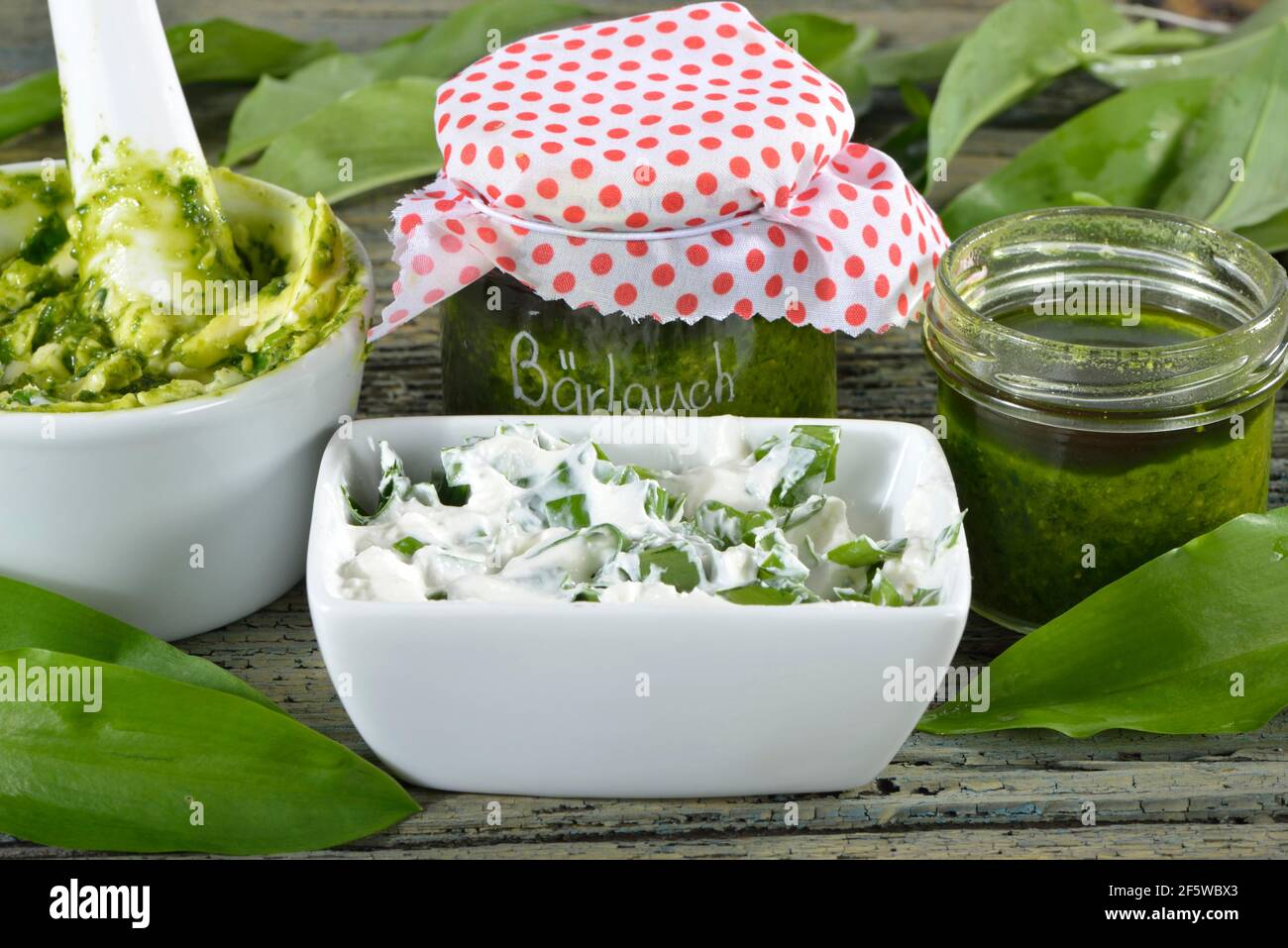 Production of wild garlic butter (Allium ursinum), wild garlic butter ...